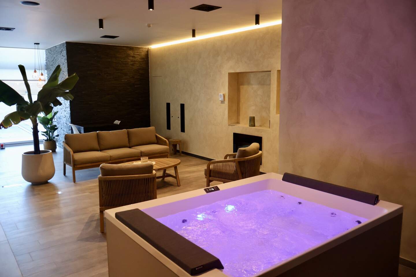 Nieuwe private wellness en hotel Fiori opent op Mechelsesteenweg in ...
