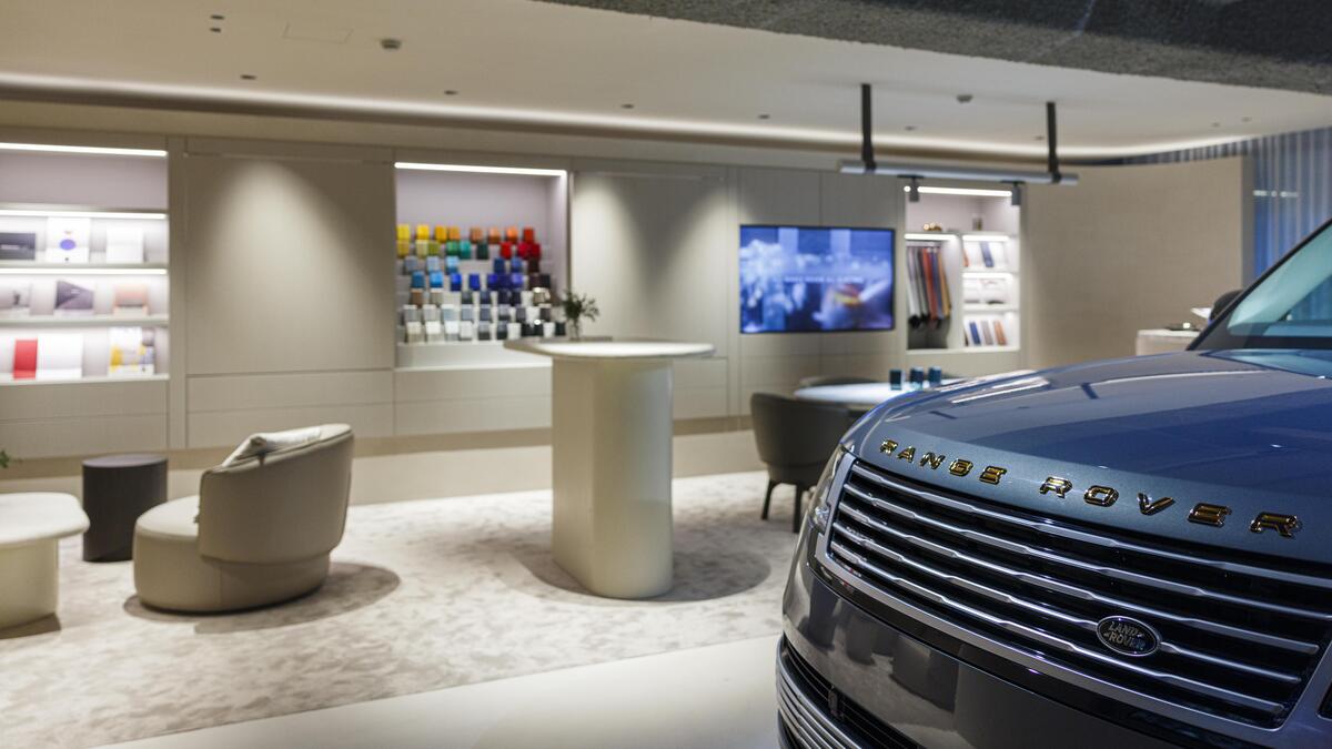 Range Rover opent Bespoke Studio voor gepersonaliseerde auto’s op oude ...
