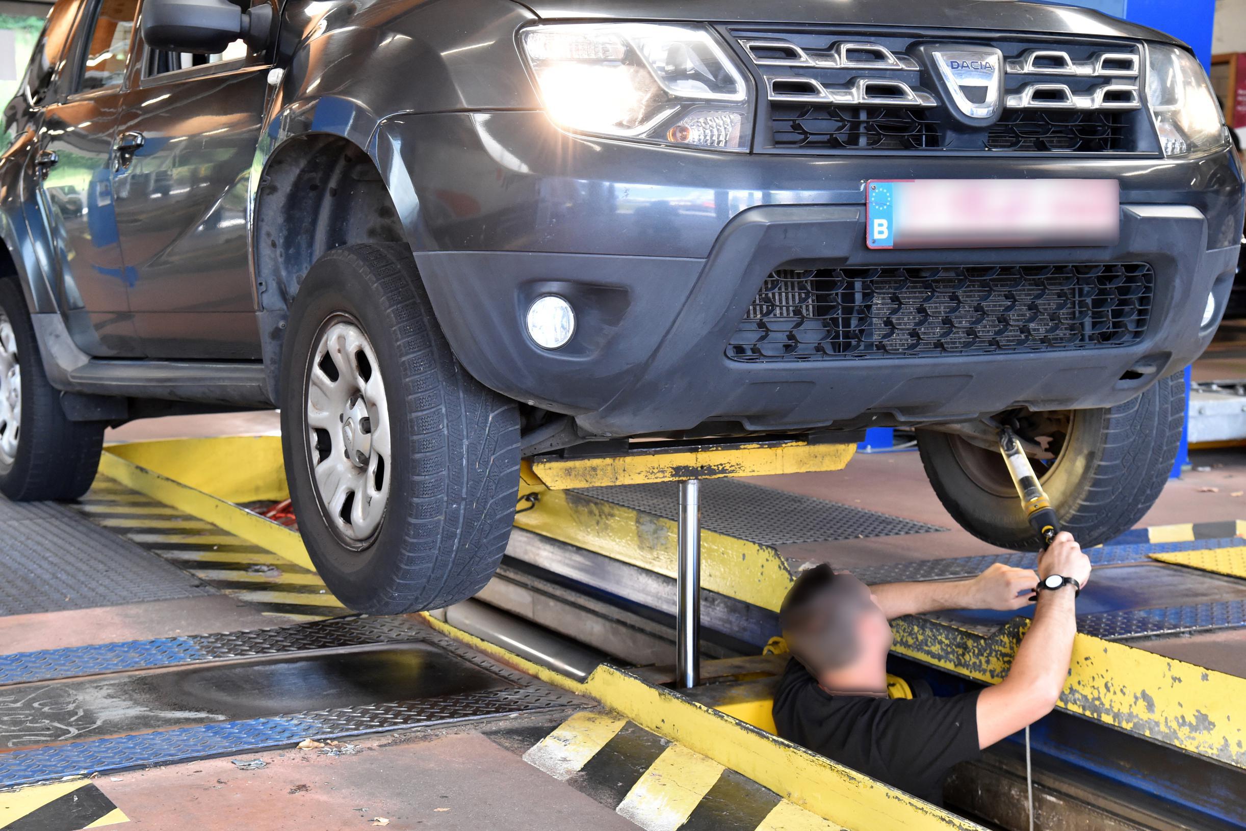 Autokeuring strenger voor versleten banden, al zijn er ook twee ...