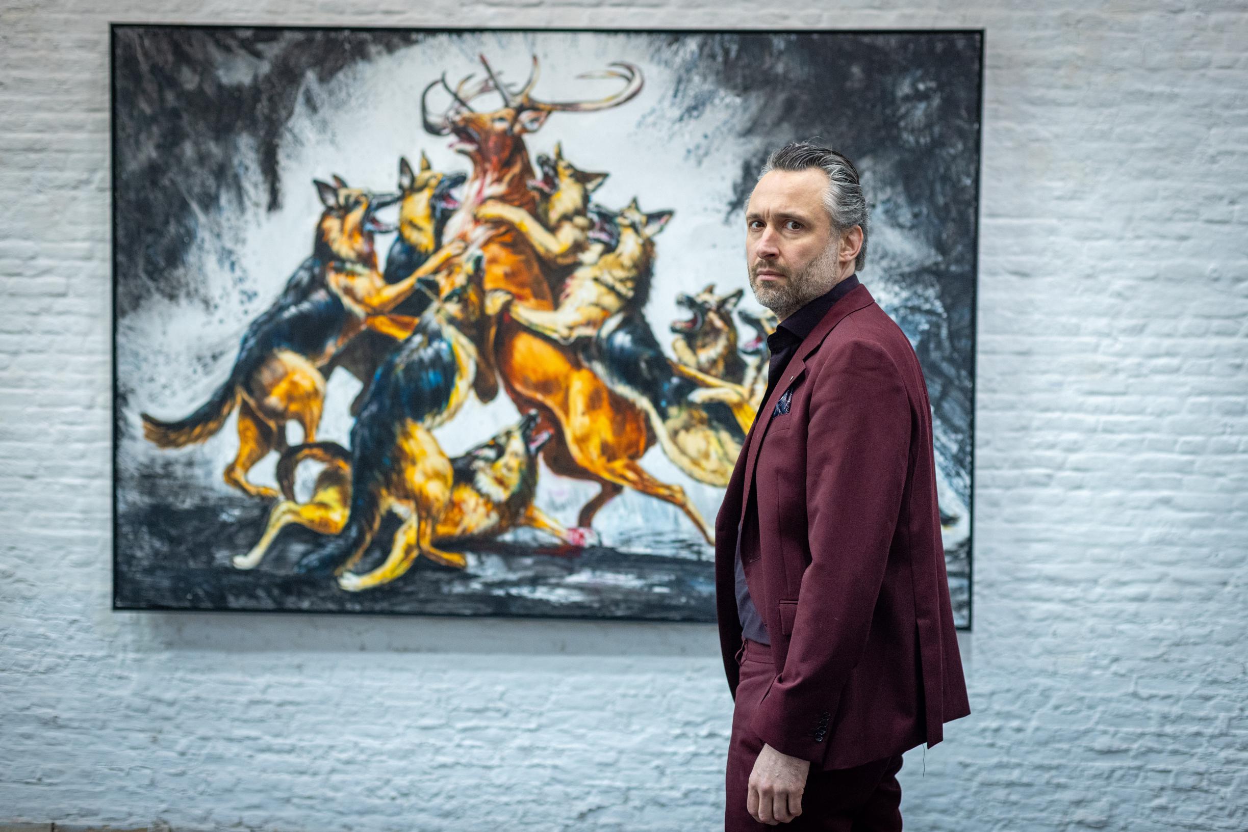 Tom Liekens exposeert al 25 jaar in De Zwarte Panter: “Maatschappij is ...