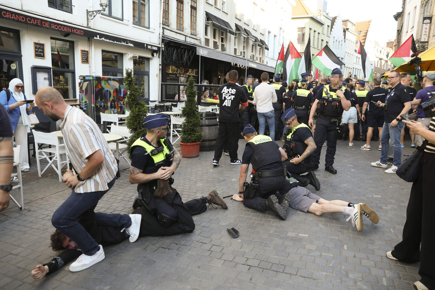 Even verhitten de gemoederen op nieuwe pro-Palestinabetoging: 10 mensen ...