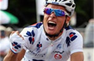 Meersman wint vierde rit, Bettini nadert op Van Avermaet | HBVL