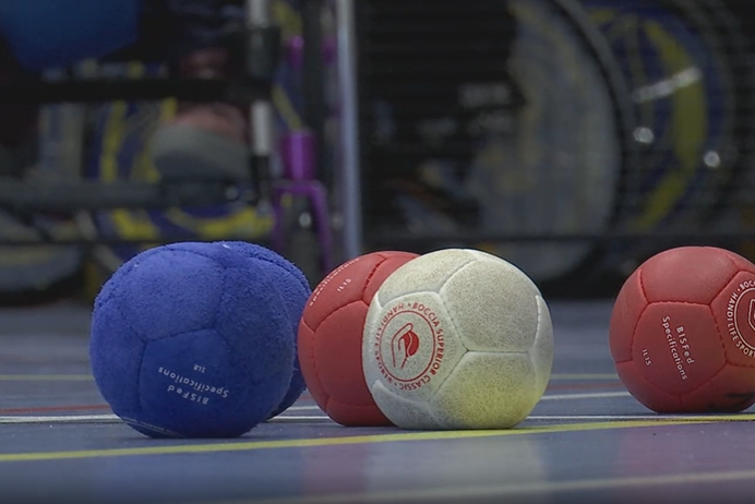 Wie helpt Simon prijzen pakken in Boccia? | GVA