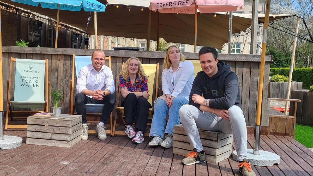 Bar Bernaar gaat derde zomer in: “We starten dit jaar ook met brunches ...