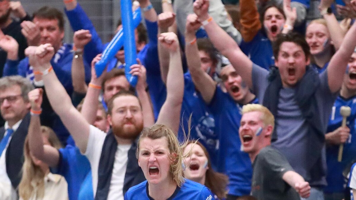 Lisa Pauwels haalt het van broer Glenn en zus Amy: zaaltitel korfbal ...