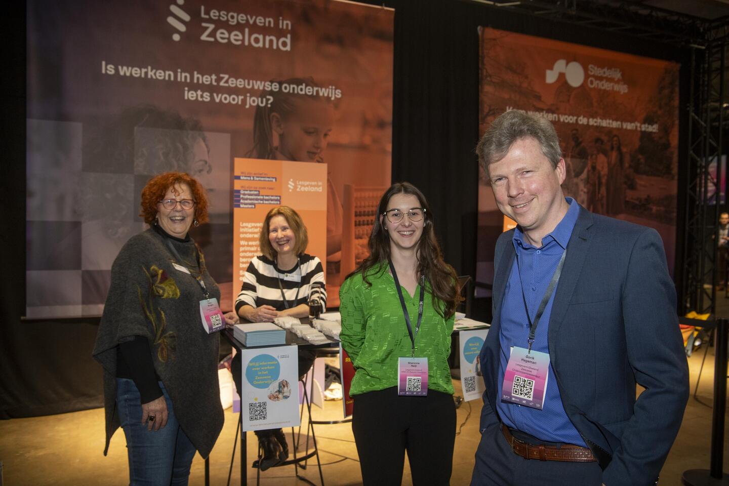 Laatstejaars op zoek naar ideale job op eerste Moving Forward: “In ...