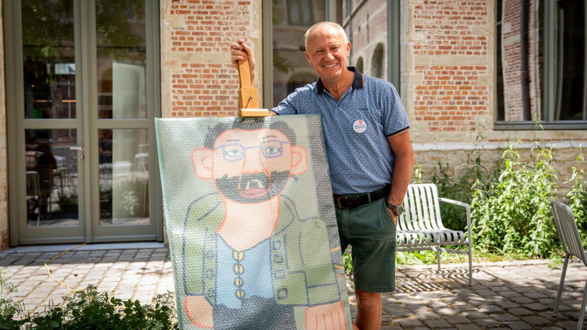 Kersverse Ambassadeurs van Mechelen vertellen in ‘levende bib’ verhalen ...