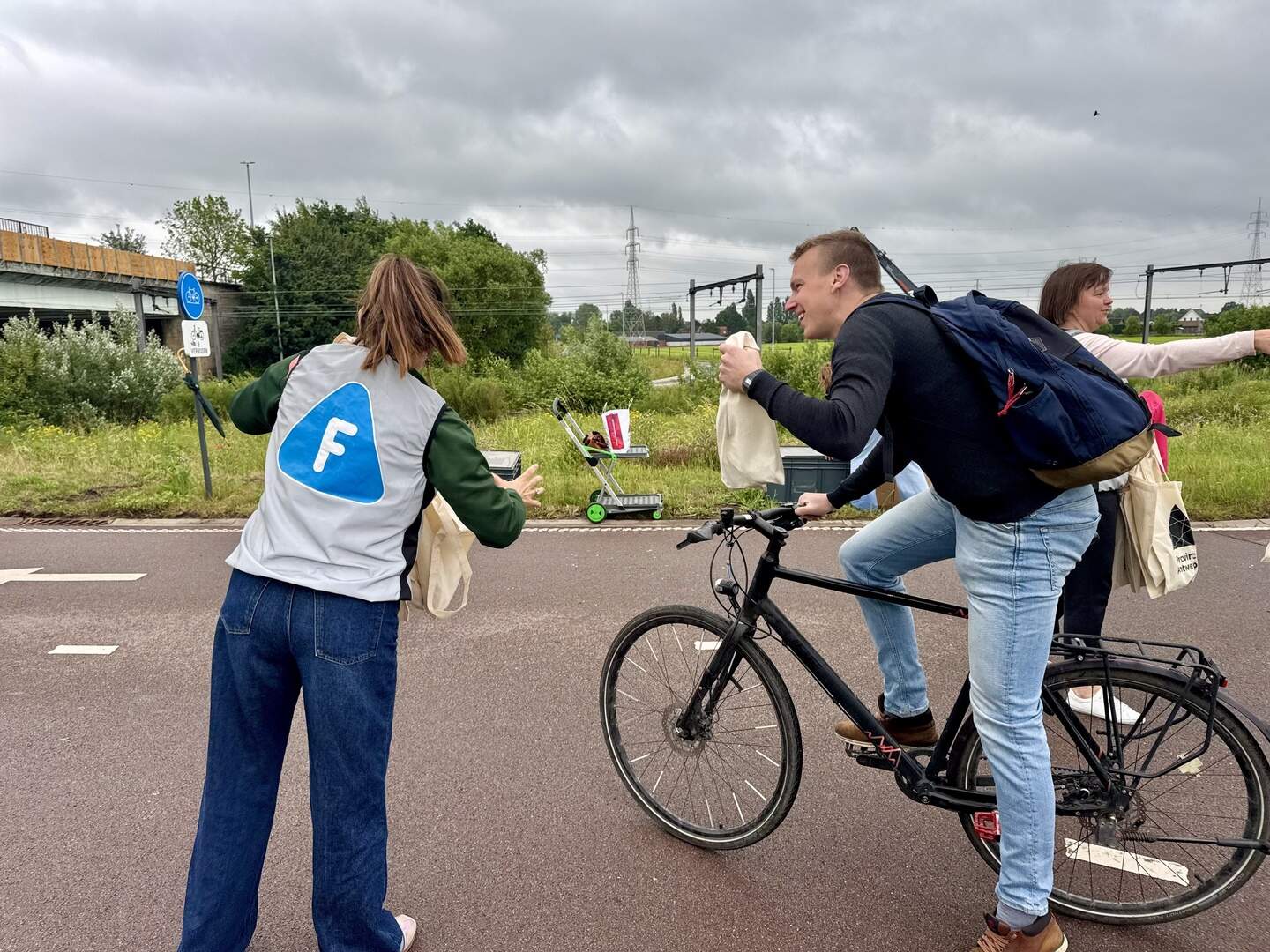 Provincie bedankt fietsers op Wereldfietsdag: “Fietsostrade maakt ...