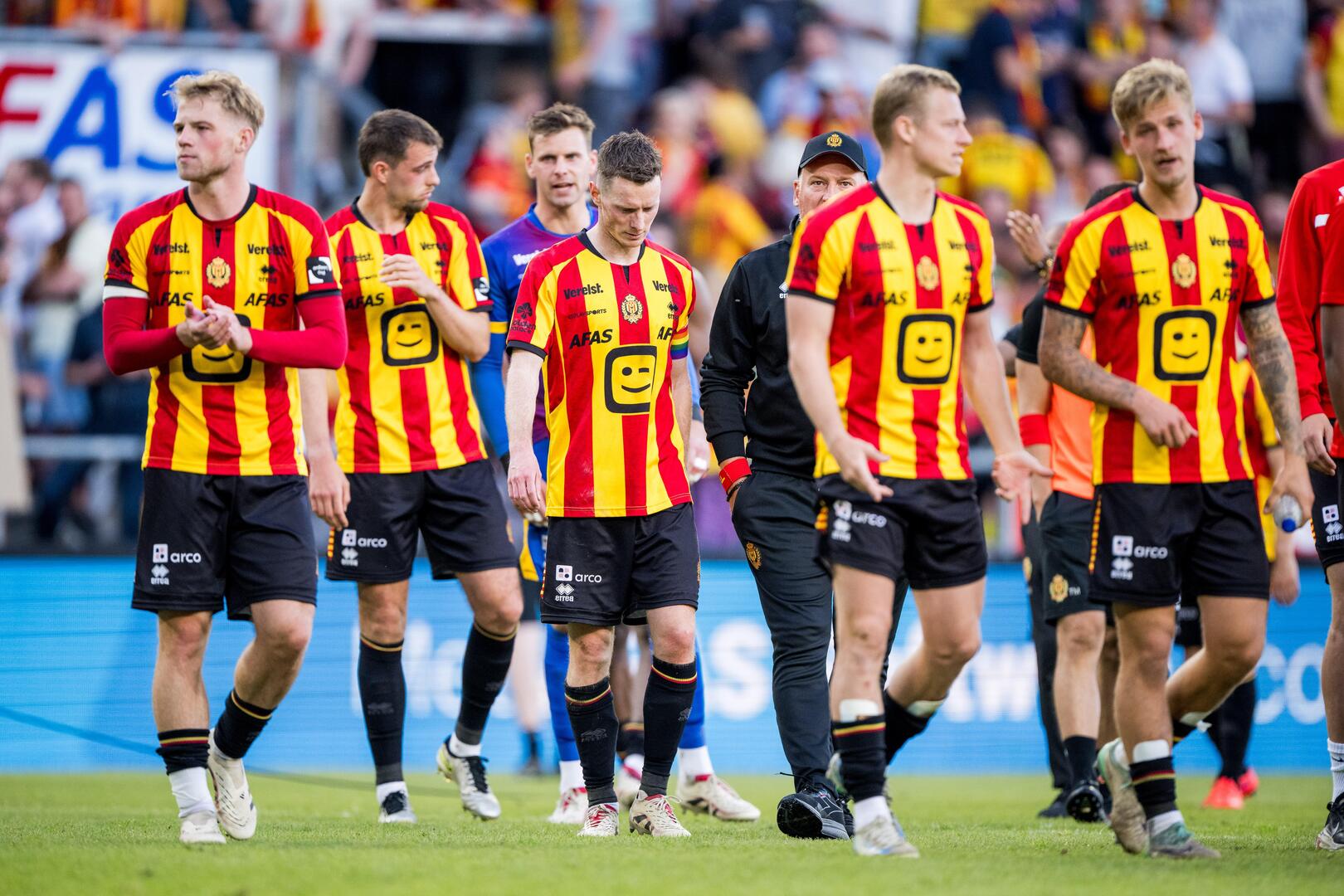 Verrassing bij KV Mechelen: Tim Matthys ontslagen als sportief ...