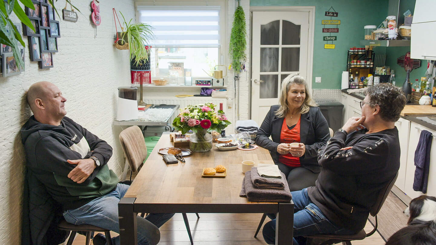 Milf fuck a fan we connected with the lovely Lady N for