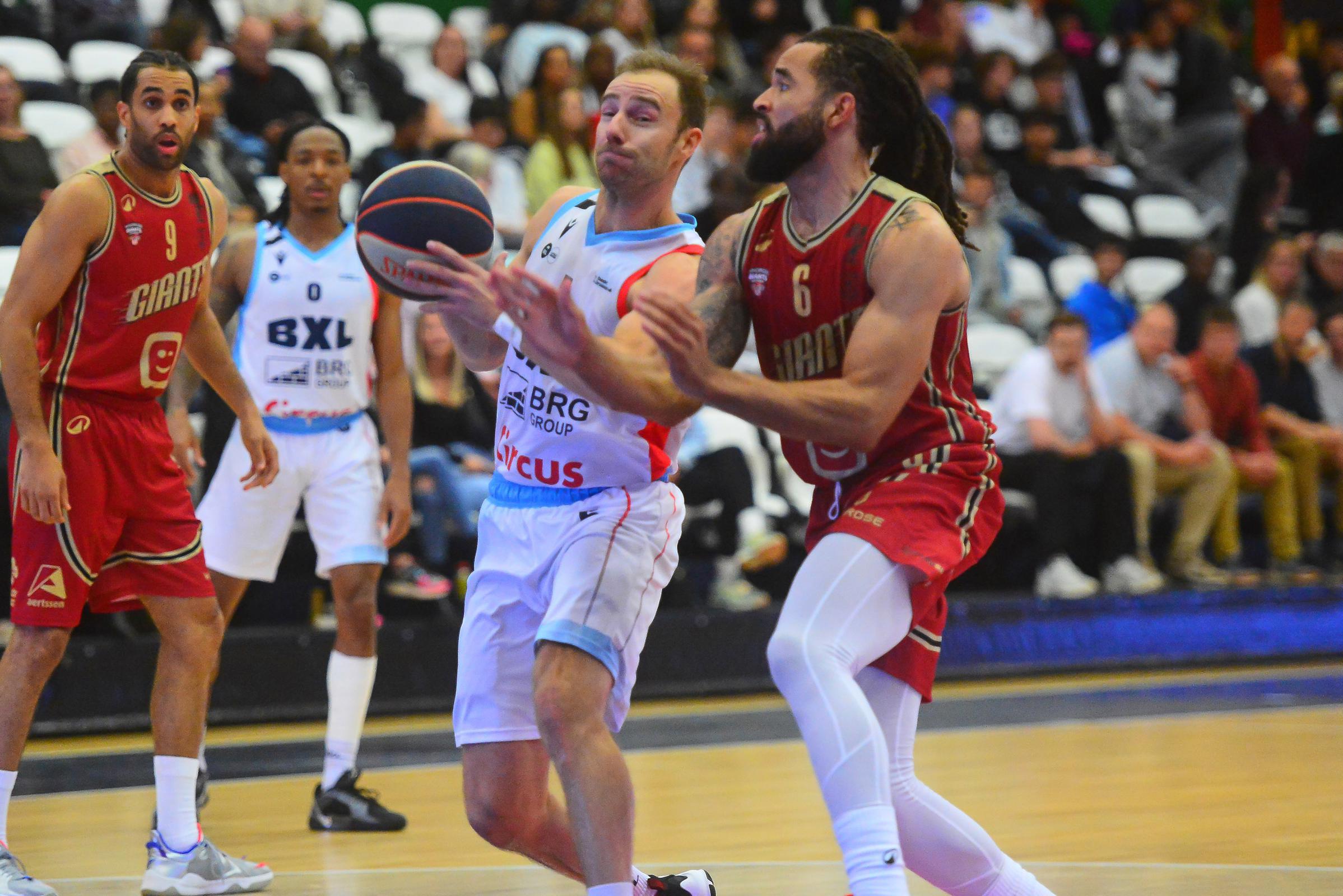 Windrose Giants Antwerp verliest na thriller in Brussel | GVA