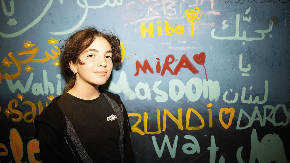 Vluchtelinge Mira (10) woont al bijna drie jaar in asielcentrum: “Eerst ...