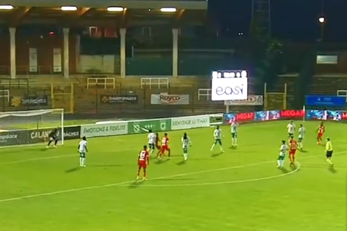 VIDEO. Young Red Milo Horemans scoort knappe omhaal tegen Mike Vanhamel ...