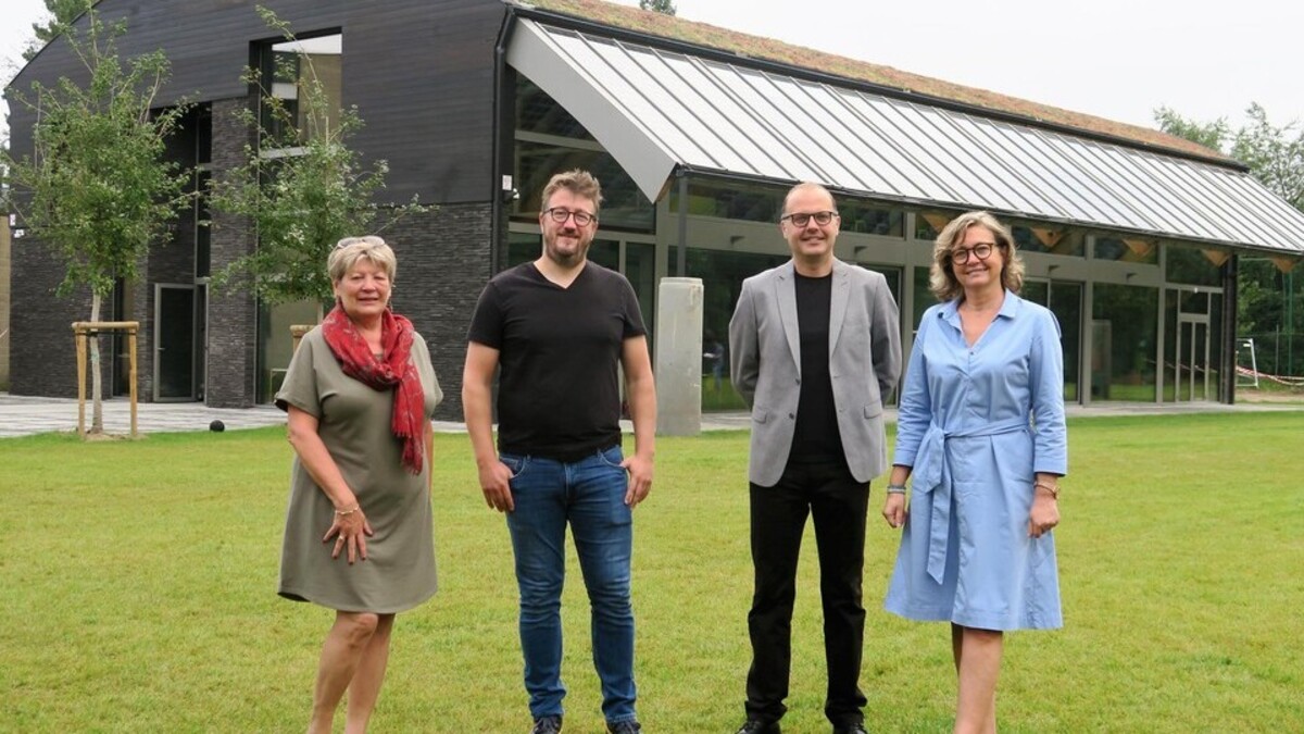 F-Blok Sint-Michielscollege ingezegend: nieuwe duurzame pleisterplek ...