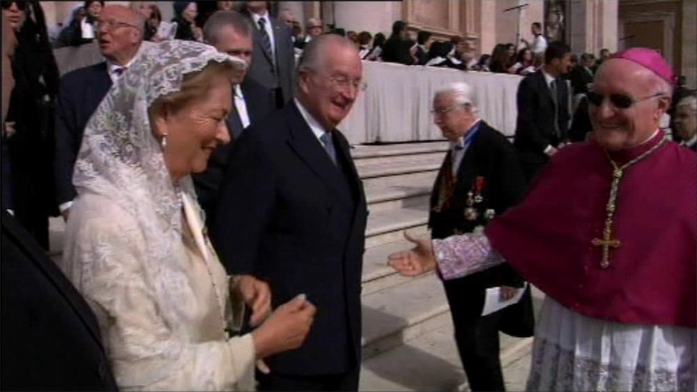 Koning Filip geeft Albert en Paola werk | HBVL