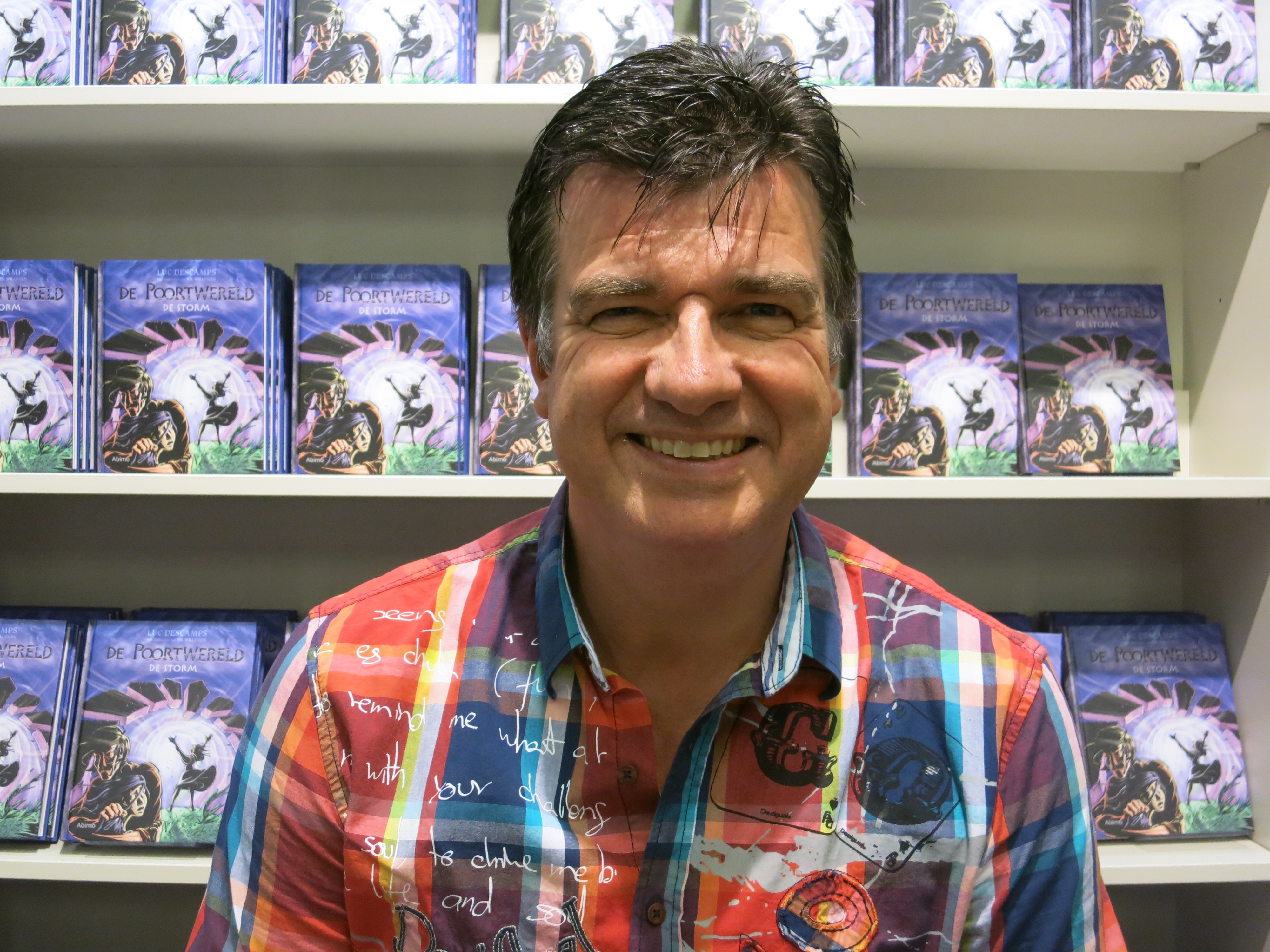 Jeugdschrijver Luc Descamps stelt eerste deel nieuwe fantasyreeks voor ...