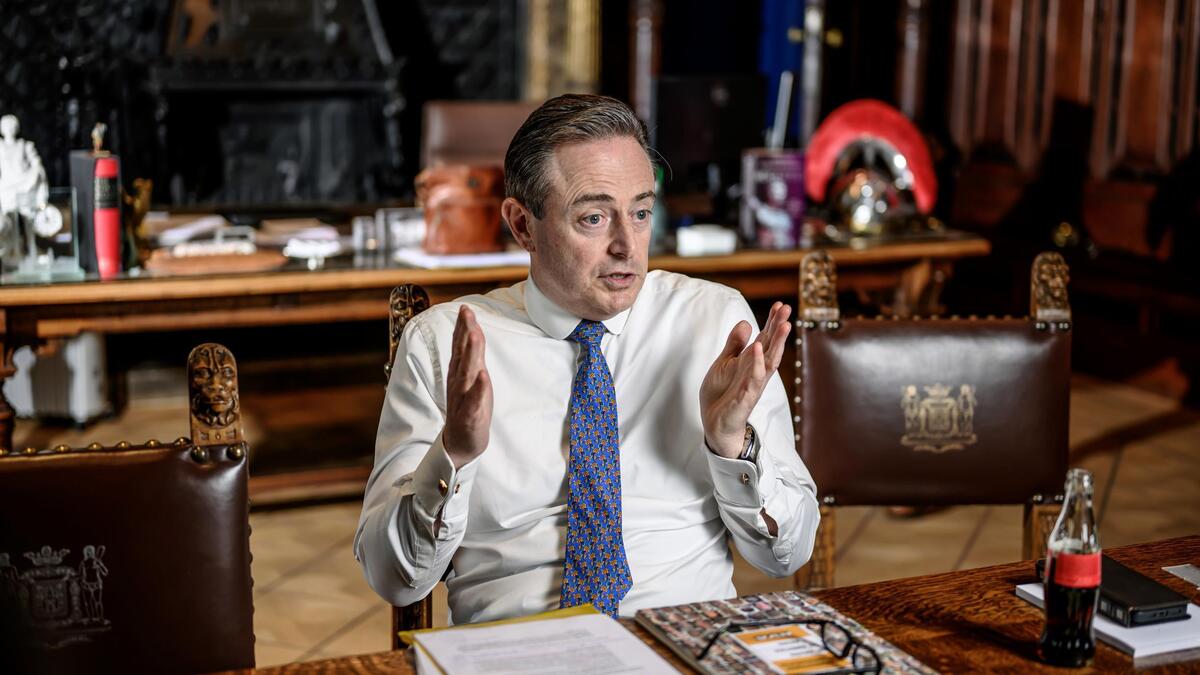 Bart De Wever: “Als Conner Rousseau nog één brug wil oversteken, kunnen ...