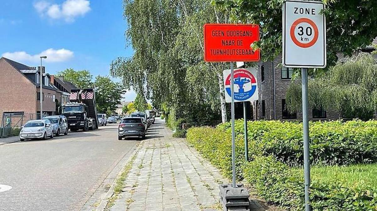 Nieuw op YouTube: serie Mobiliteit Wijnegem met vier verschillende ...