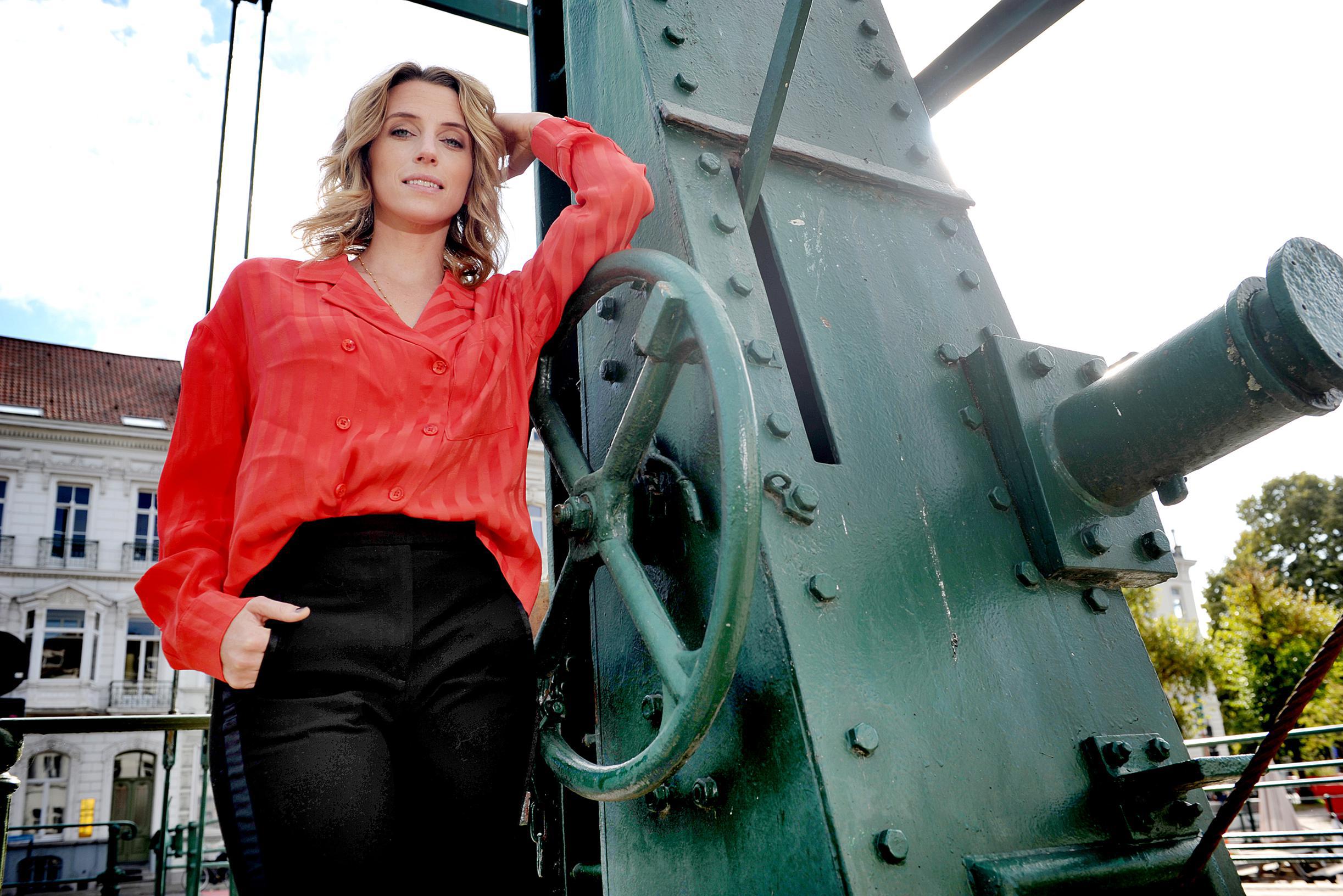 ‘Thuis’-actrice Tine Priem verwacht eerste kindje | GVA