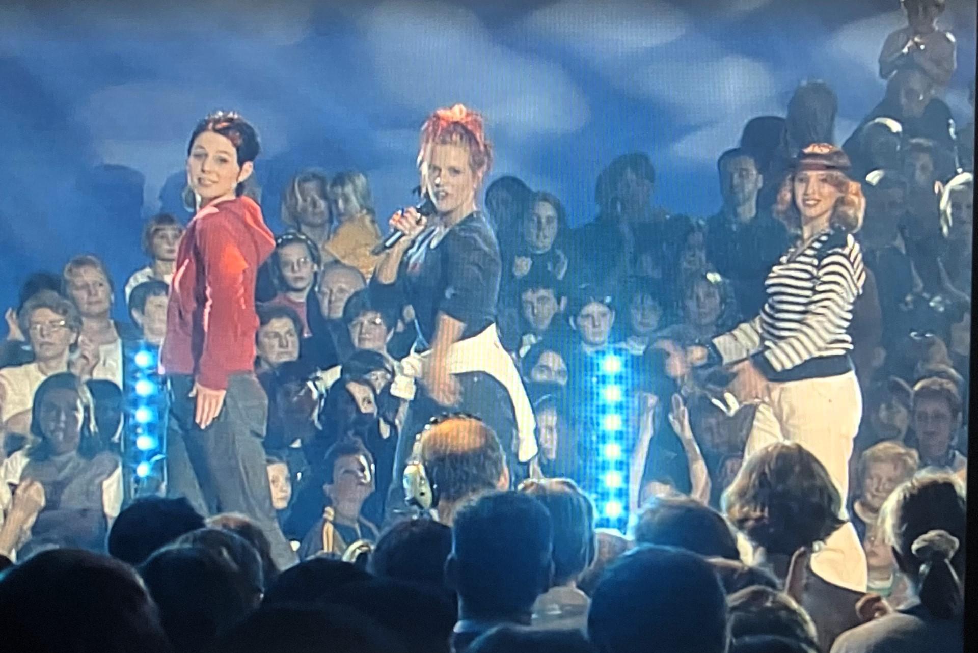 25 jaar geleden maakte K3 debuut op tv: hoe de meidengroep uitgroeide ...