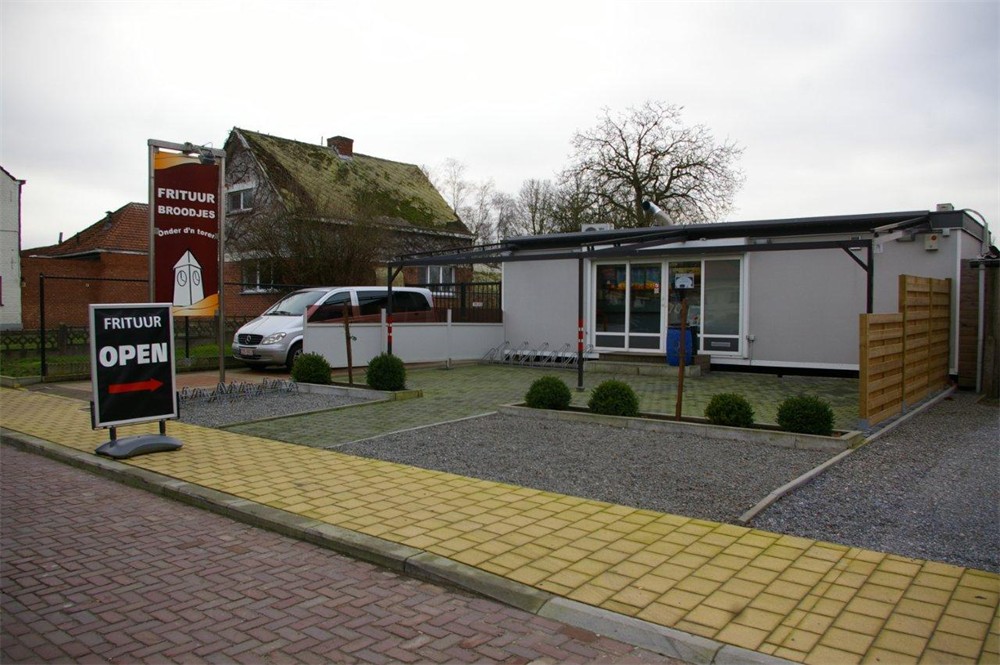 Frituur Onder D'n Toren in Ten Aard bakt frit automatisch voor | GVA