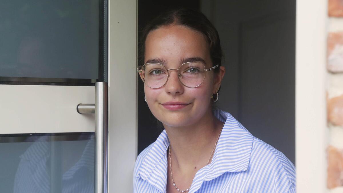 Gitte Van Bouwel (18) haalt meer stemmen dan papa en is jongste ...