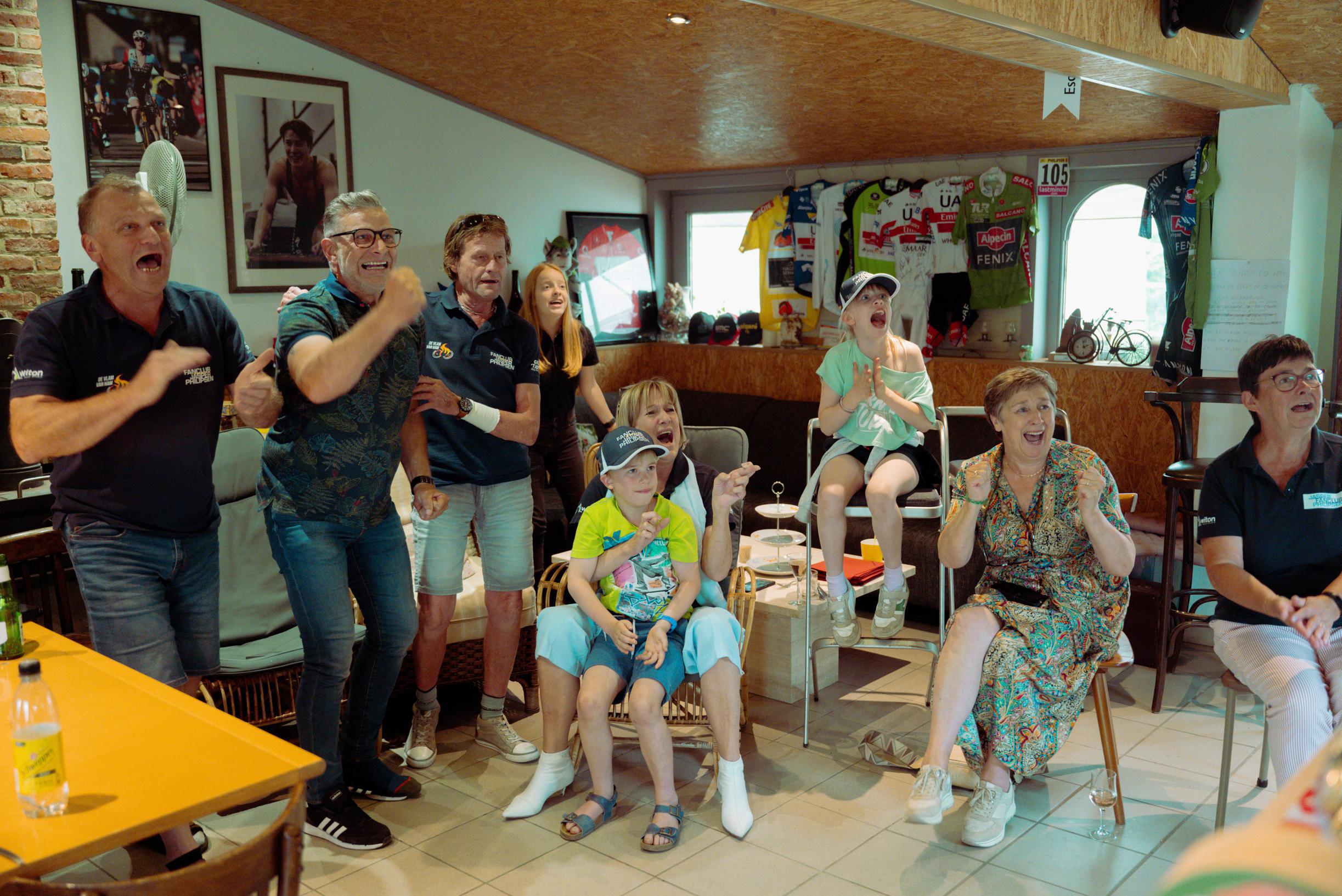Het relaas van een namiddag sfeer snuiven in het epicentrum van de ...