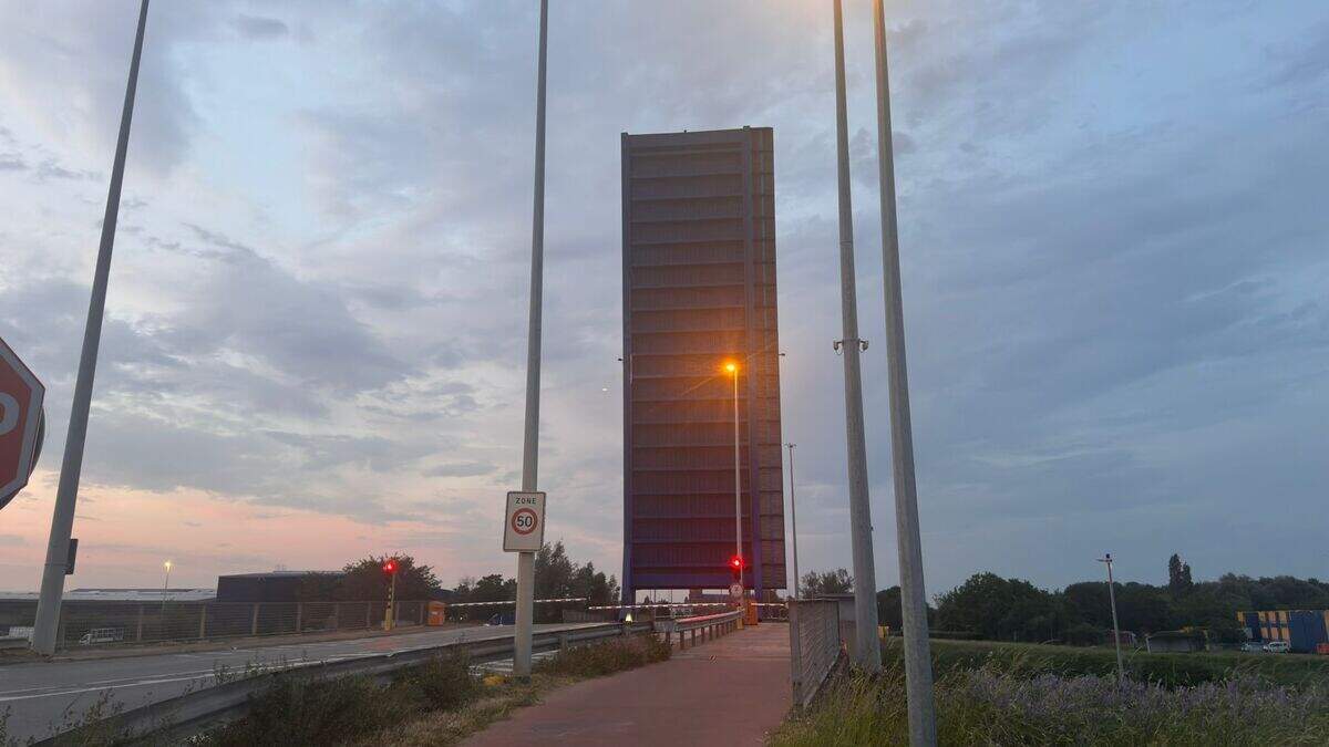 Rupelbrug tussen Willebroek en Boom is defect: “Technici zijn ter ...