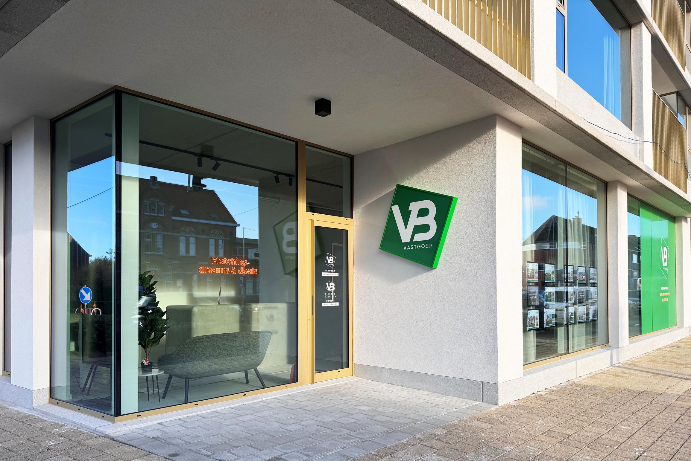 VB Vastgoed opent nieuw kantoor in iconisch gebouw: “Mijlpaal in ons vijftienjarig bestaan” | GVA