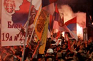 Massaal protest in Servië tegen Kosovo | GVA