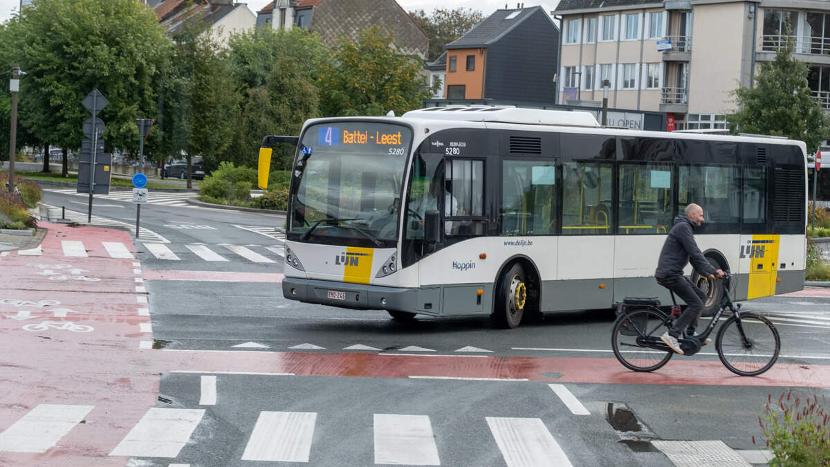 De Lijn past busaanbod aan vanaf 1 juli: dit verandert er in de ...