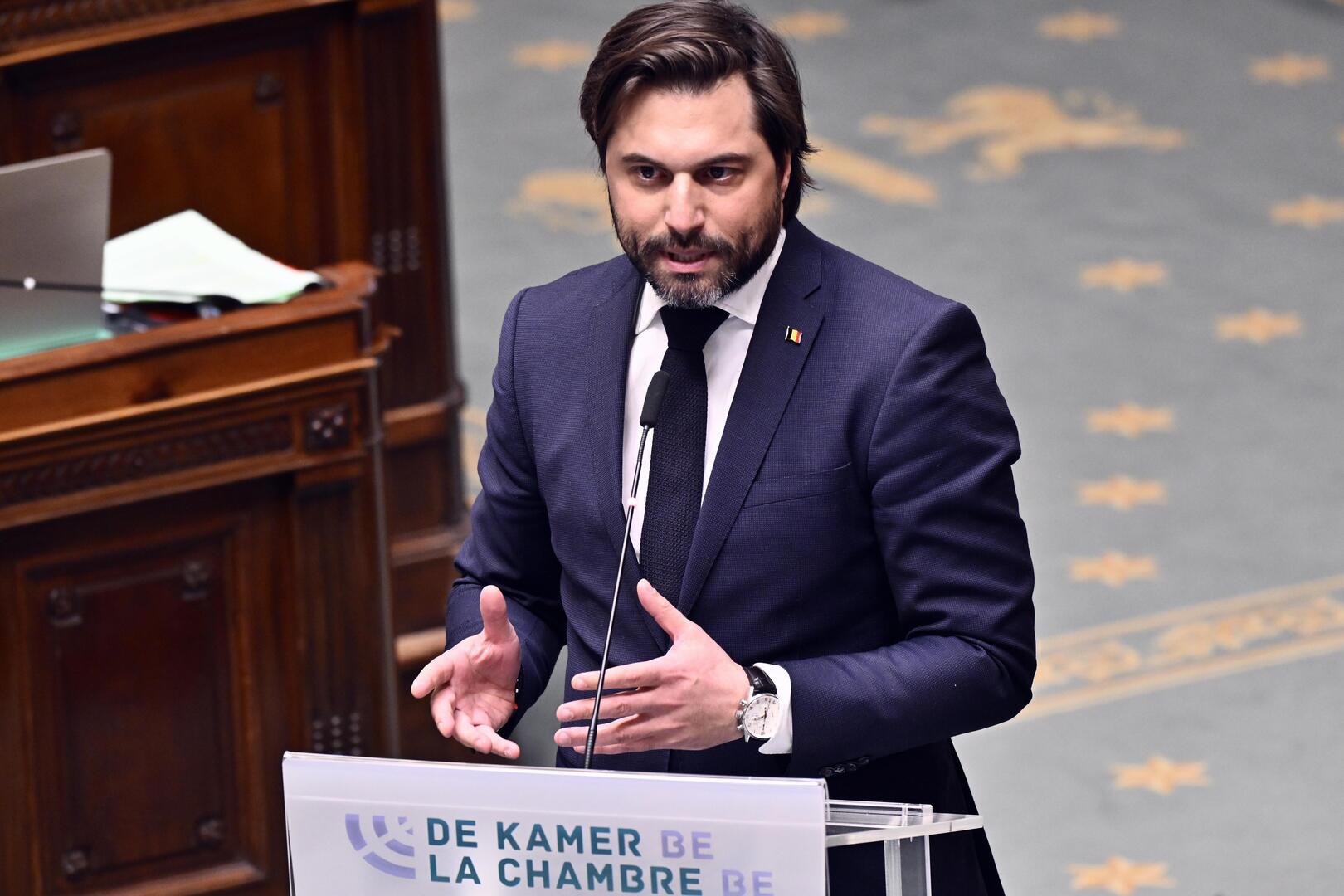 PS-Kamerlid beschuldigt Georges-Louis Bouchez van “racisme” | GVA