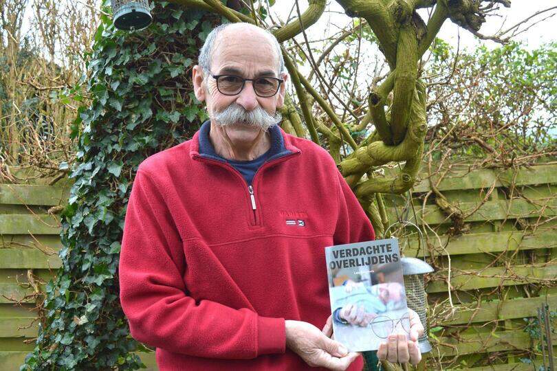 Ludo Geluykens signeert nieuwe politiethriller ‘Verdachte overlijdens ...