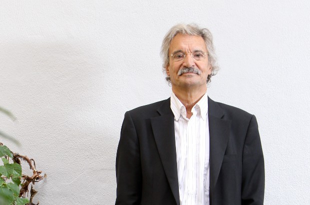 Guy Mortier ontvangt prijs voor Culturele Verdienste | GVA