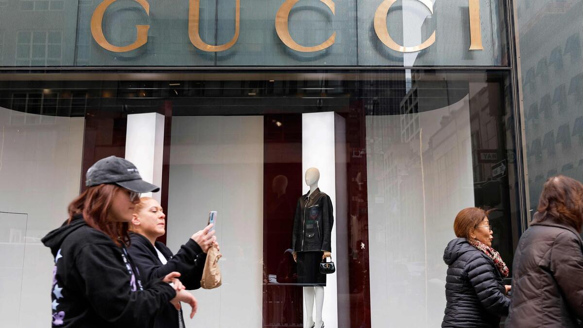 Gucci zit in de problemen en ziet omzet fors dalen: “Het merk redden ...
