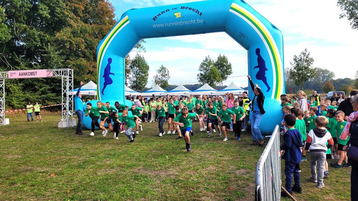 1.500 Leerlingen lopen de beentjes onder hun lijf op Run4Fun op domein ...