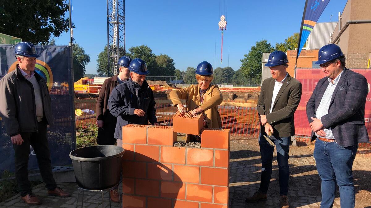 Bouw zwembad zit op koers voor opening in 2024: “Onze inwoners wachten ...