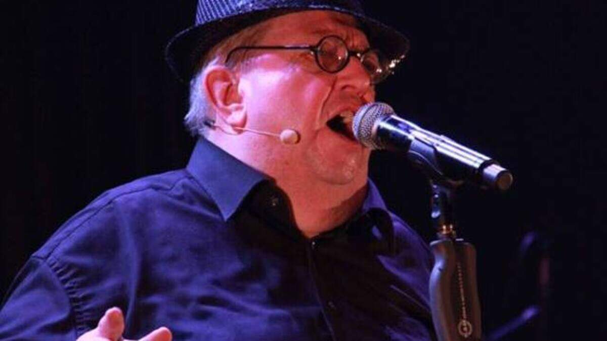 Luc Caals opnieuw op de planken met eerbetoon aan André Hazes | GVA