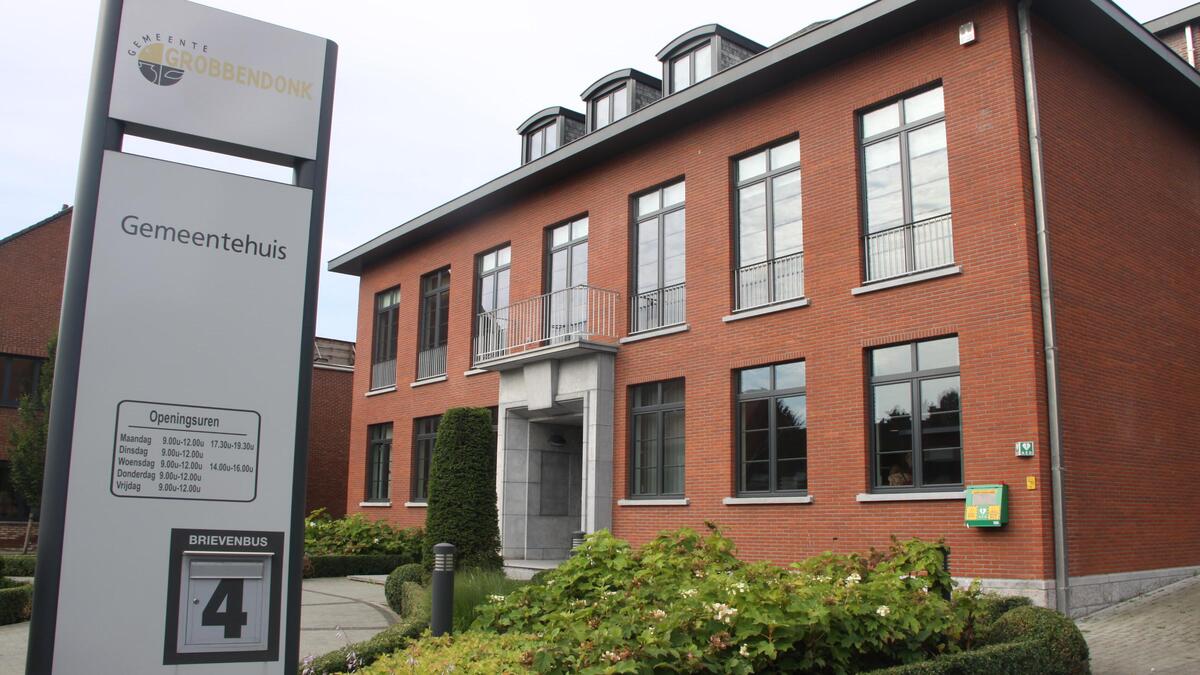 Vier klachten tegen gemeentebestuur verworpen: “Zonde van de tijd van ...