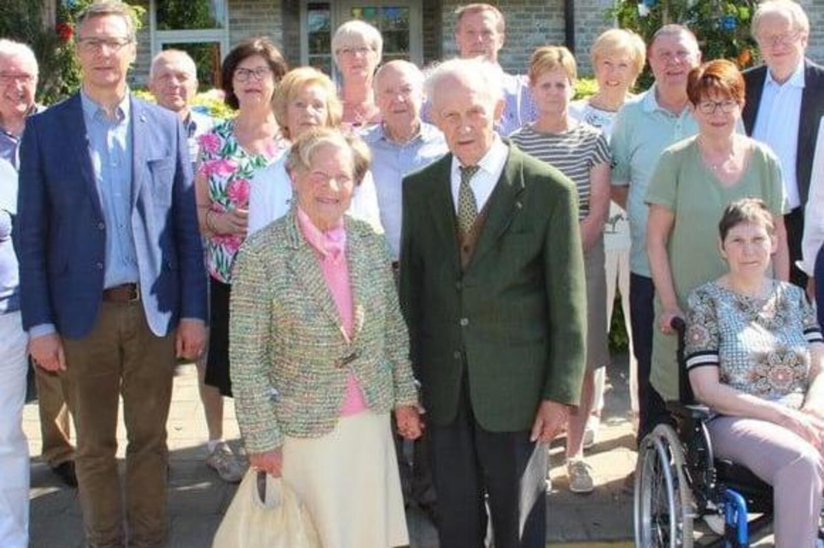 Gust Liekens, voormalig gemeenteraadslid en bezieler Ark van Noë, op 97 ...