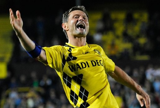 Lierse neemt afscheid van Radzinski, voor even toch | GVA