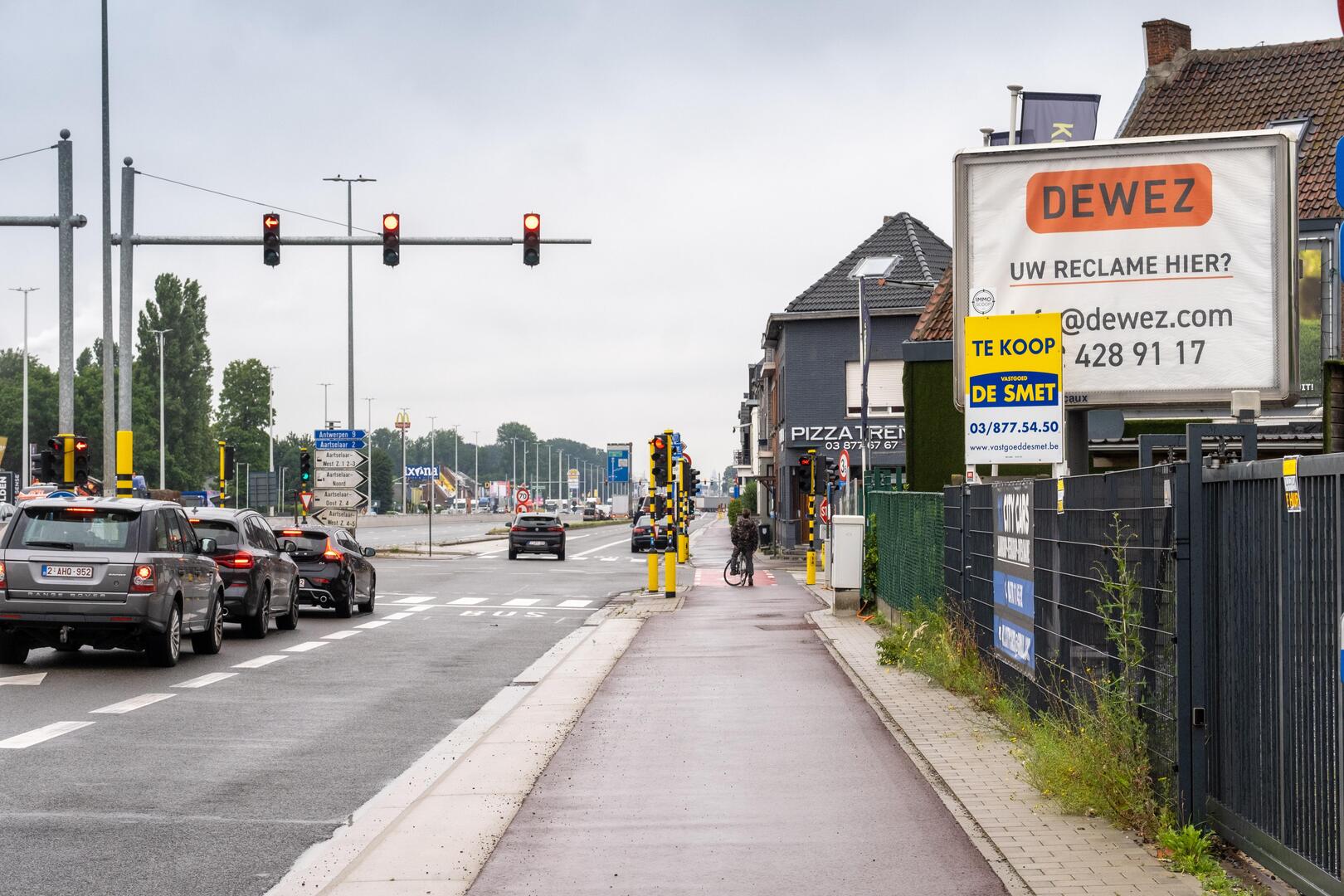 Komt er een centrale busbaan op de A12 tussen Aartselaar en Wilrijk? | GVA