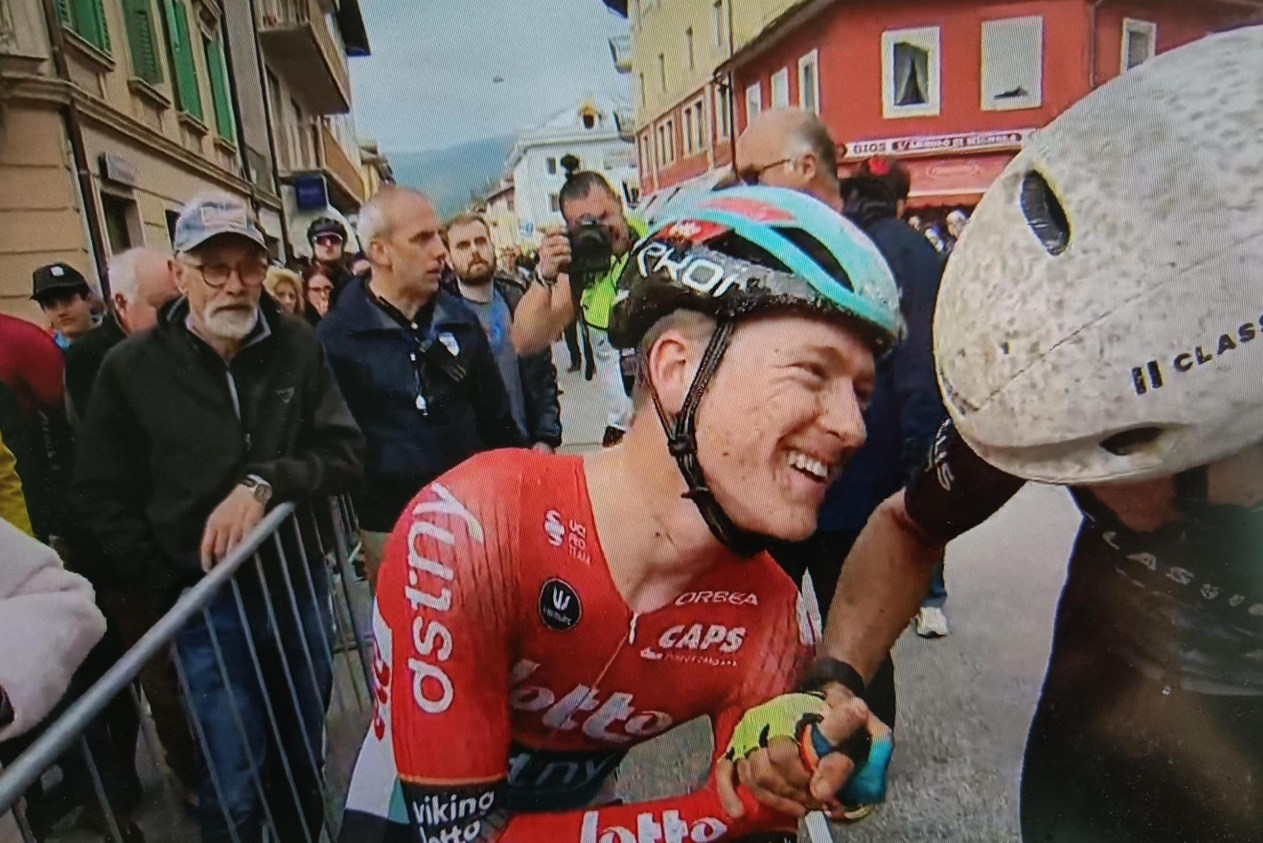 Jenno Berckmoes pakt brons op EK gravel in Italië, Tsjech Martin Stosek ...