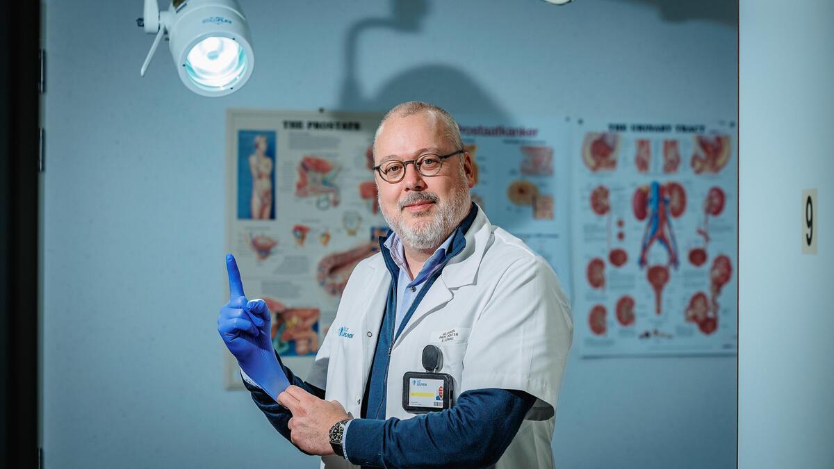 Uroloog Steven Joniau: “Als we straks gemiddeld 100 jaar worden, zal de ...
