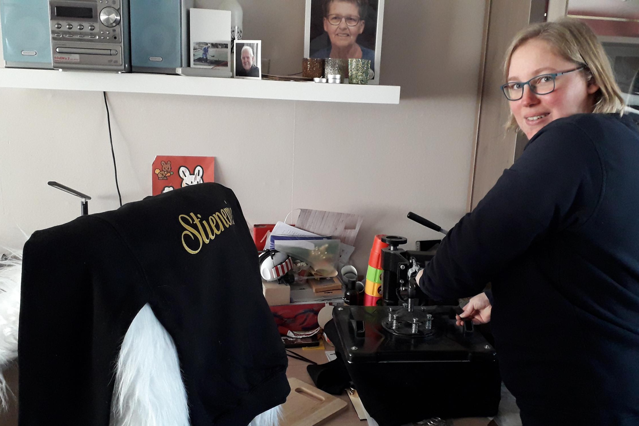 Lotte’s actie voor Warmste Week groeit uit tot webshop vol eigen ...
