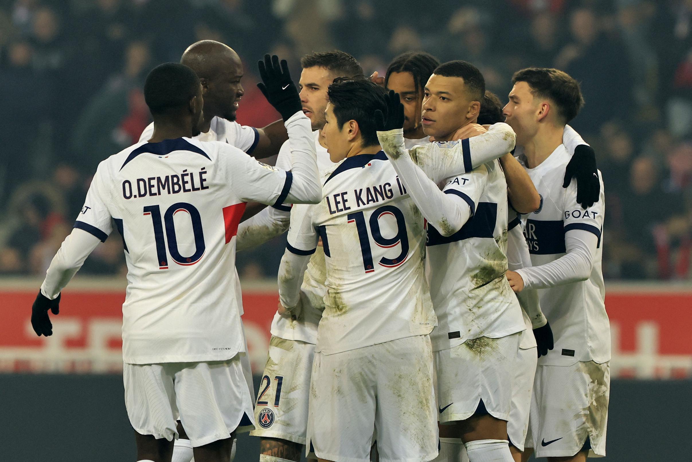 Weer inbraak bij voetballer: vier inbrekers bedreigen PSG-doelman en ...