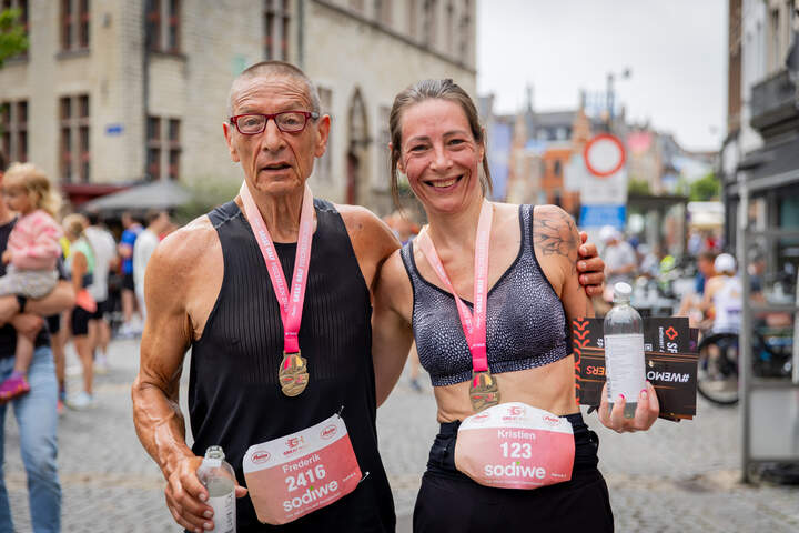 Lopers klinken positief over parcours van eerste halve marathon in ...