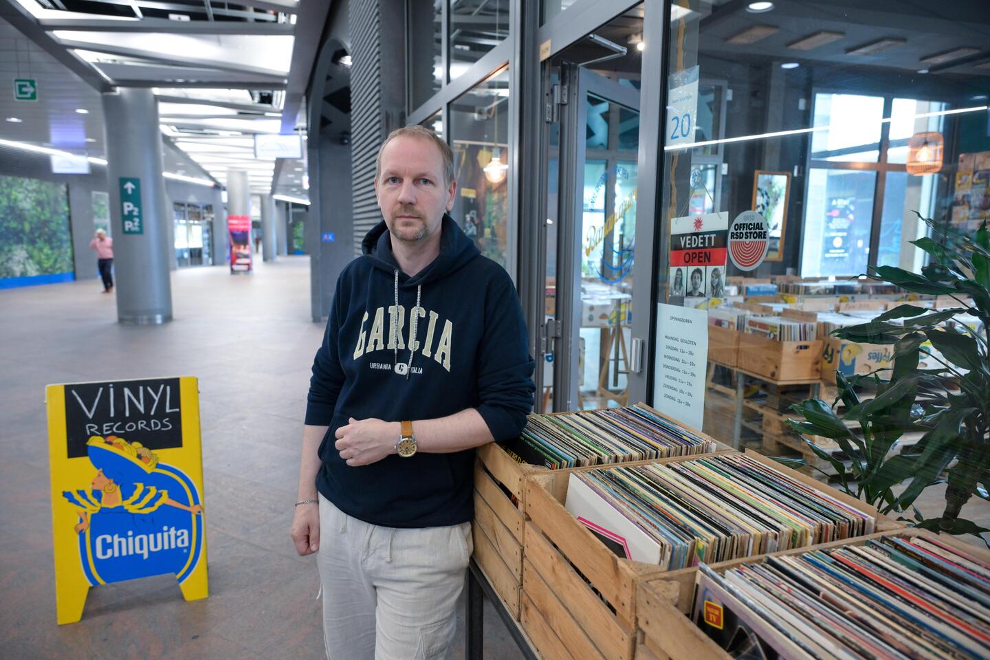 Winkeluitbaters zijn overlast in Antwerpen-Centraal beu: “We staan er ...