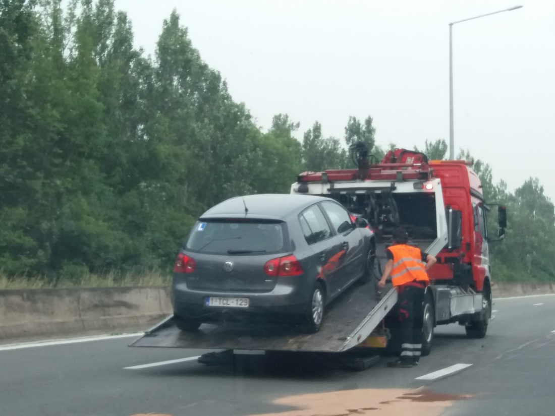 Hinder op E19 door ongeval in Rumst | GVA