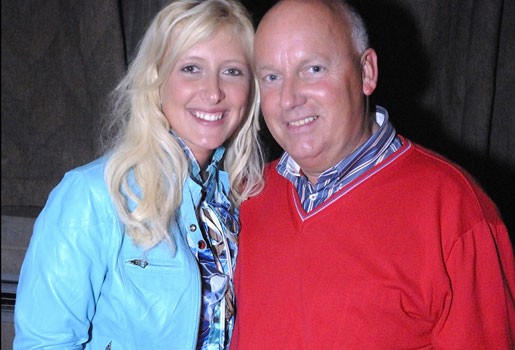 "Ignace Crombé brengt jenever uit met naakte vriendin op etiket" | GVA